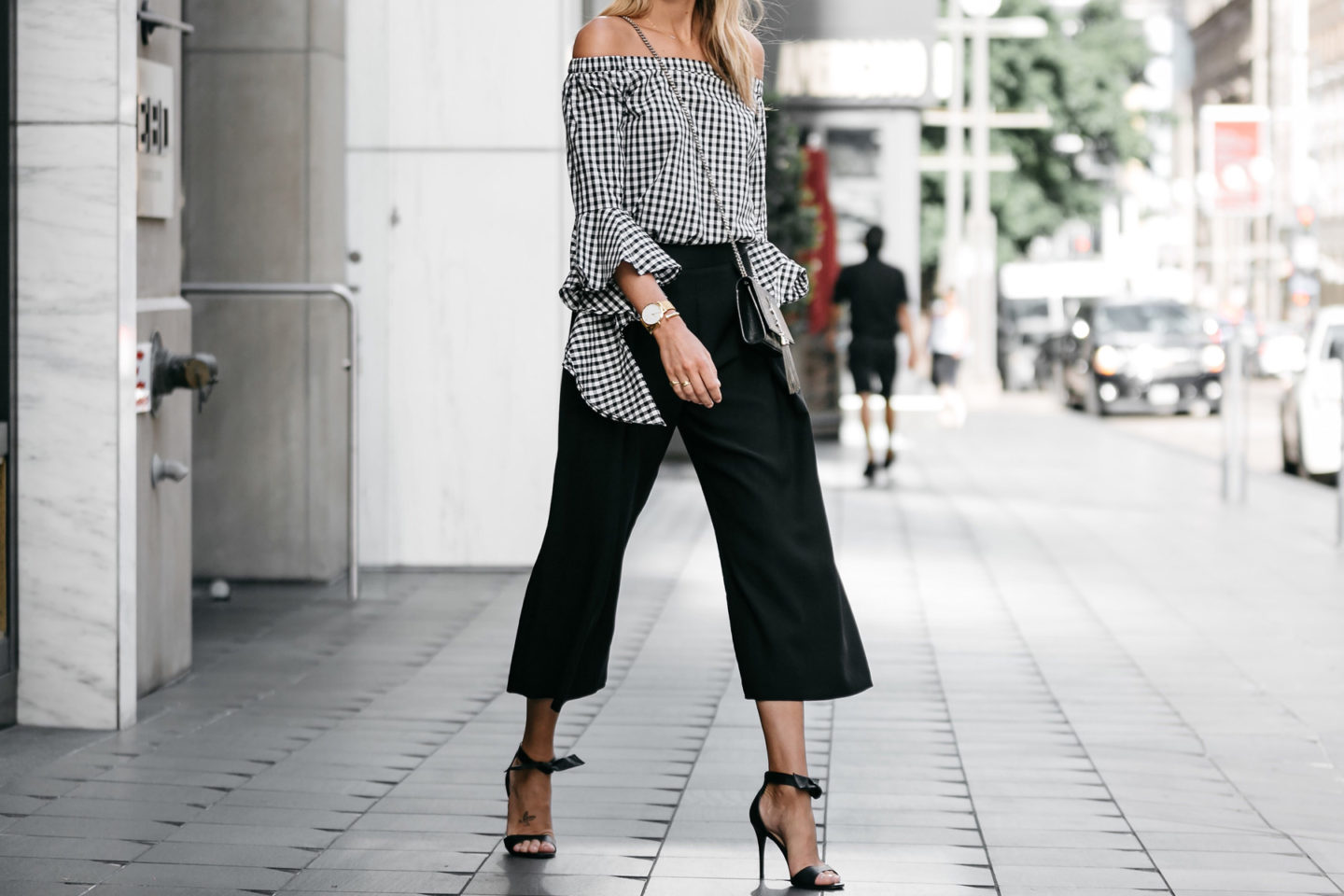 A Stylish Way To Wear A Gingham Top Fashion Jackson